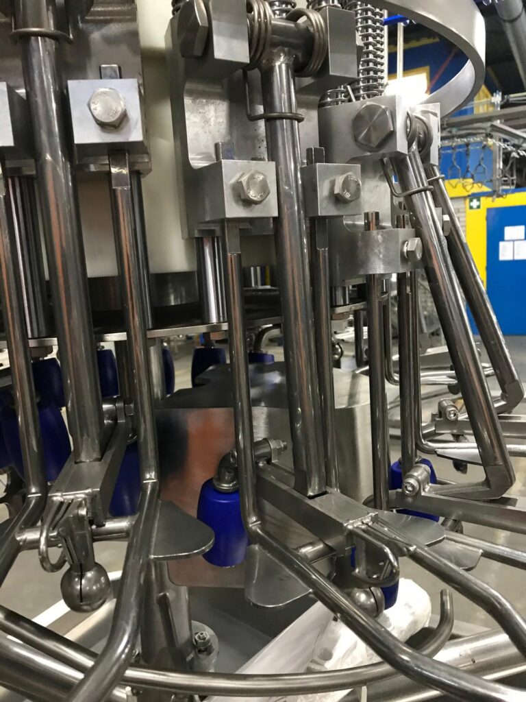 NEW opener, works on Meyn evisceration line - Use Poultry Tech